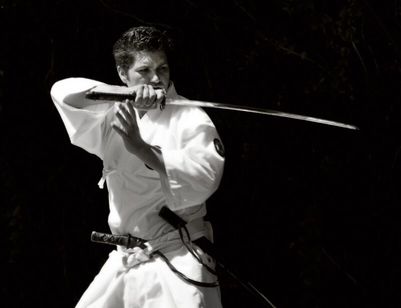 Comment tenir et manier un katana ? | KatanaEmpire.com